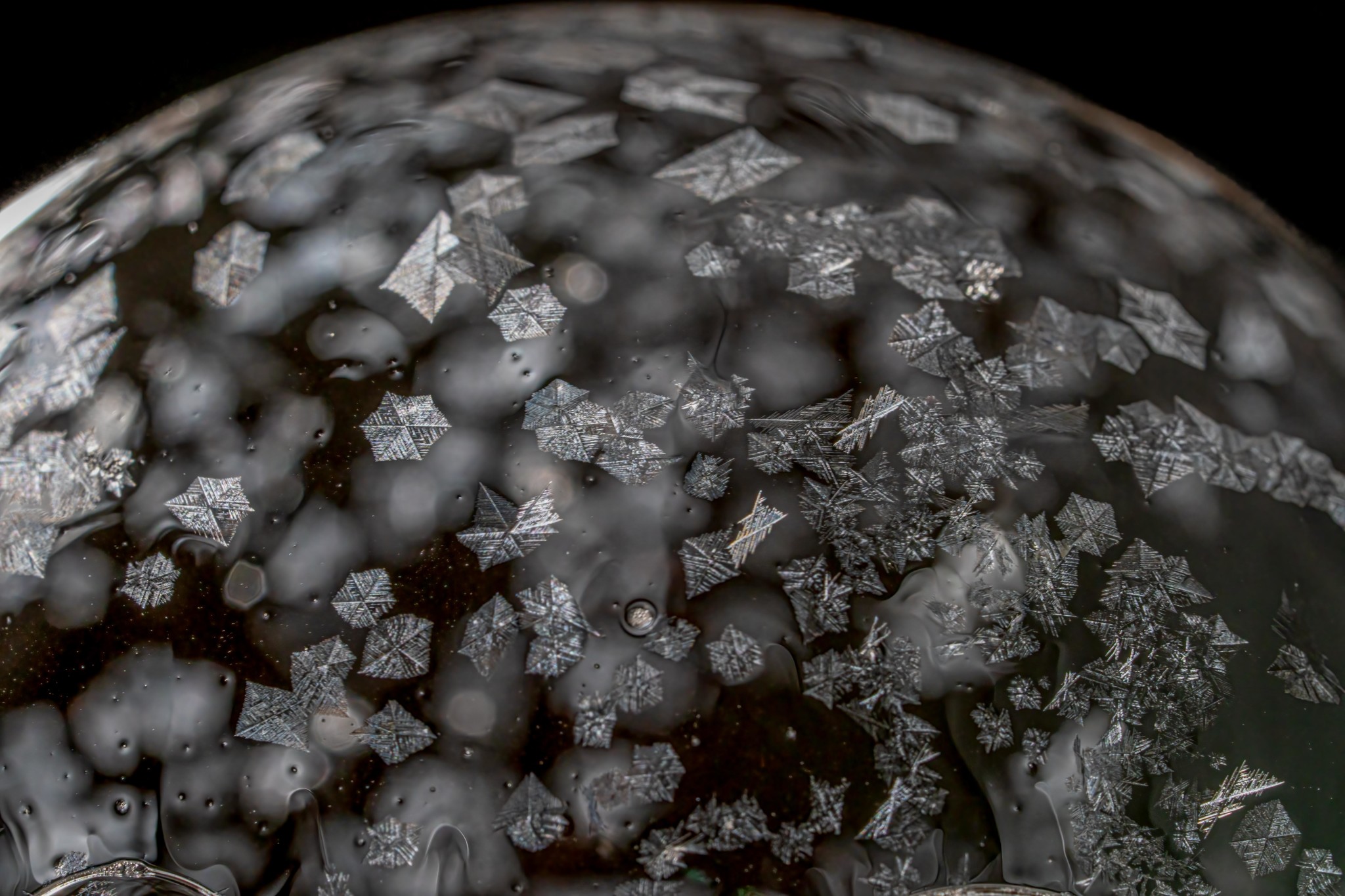 Tips for Making Beautiful Photos of Frozen Soap Bubbles | PetaPixel
