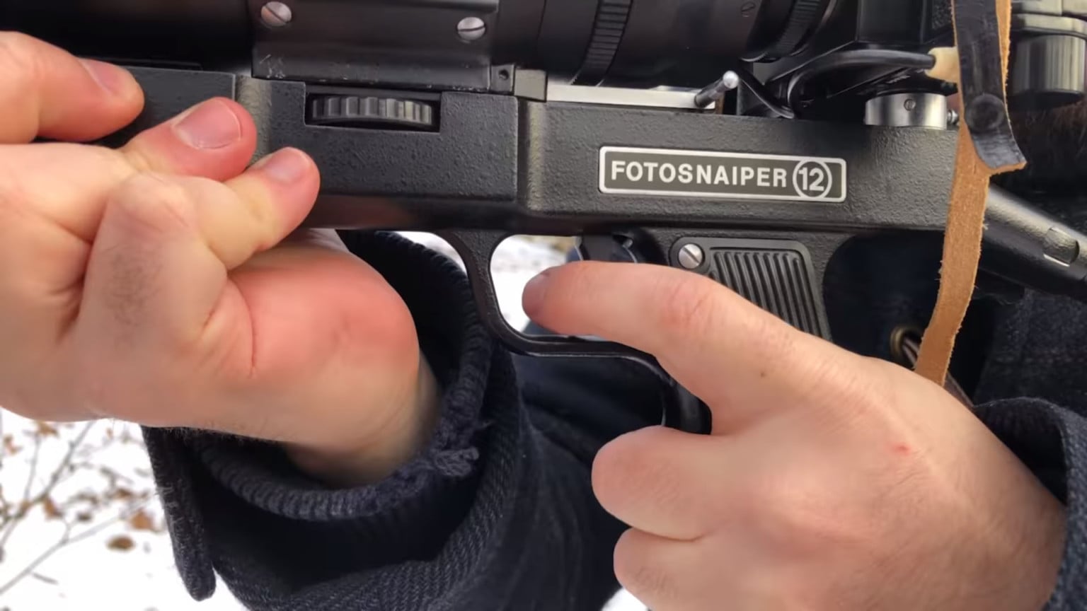 Hands-On with the Weird Fotosnaiper Soviet Sniper Camera | PetaPixel
