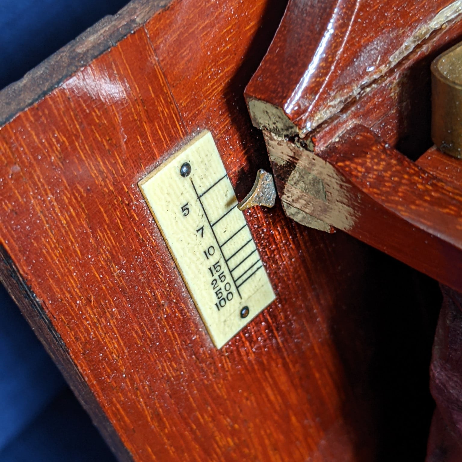 Taking a Photo with the 130-Year-Old Rochester Premo B Camera | PetaPixel