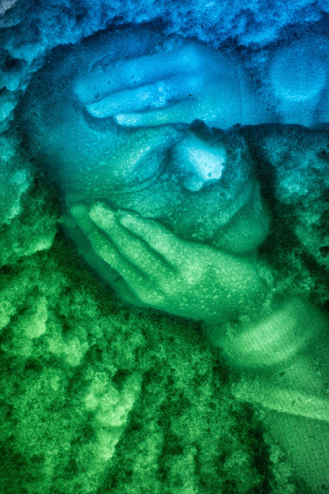 I Shoot Snow Portraits by Sticking My Face Into Snow | PetaPixel