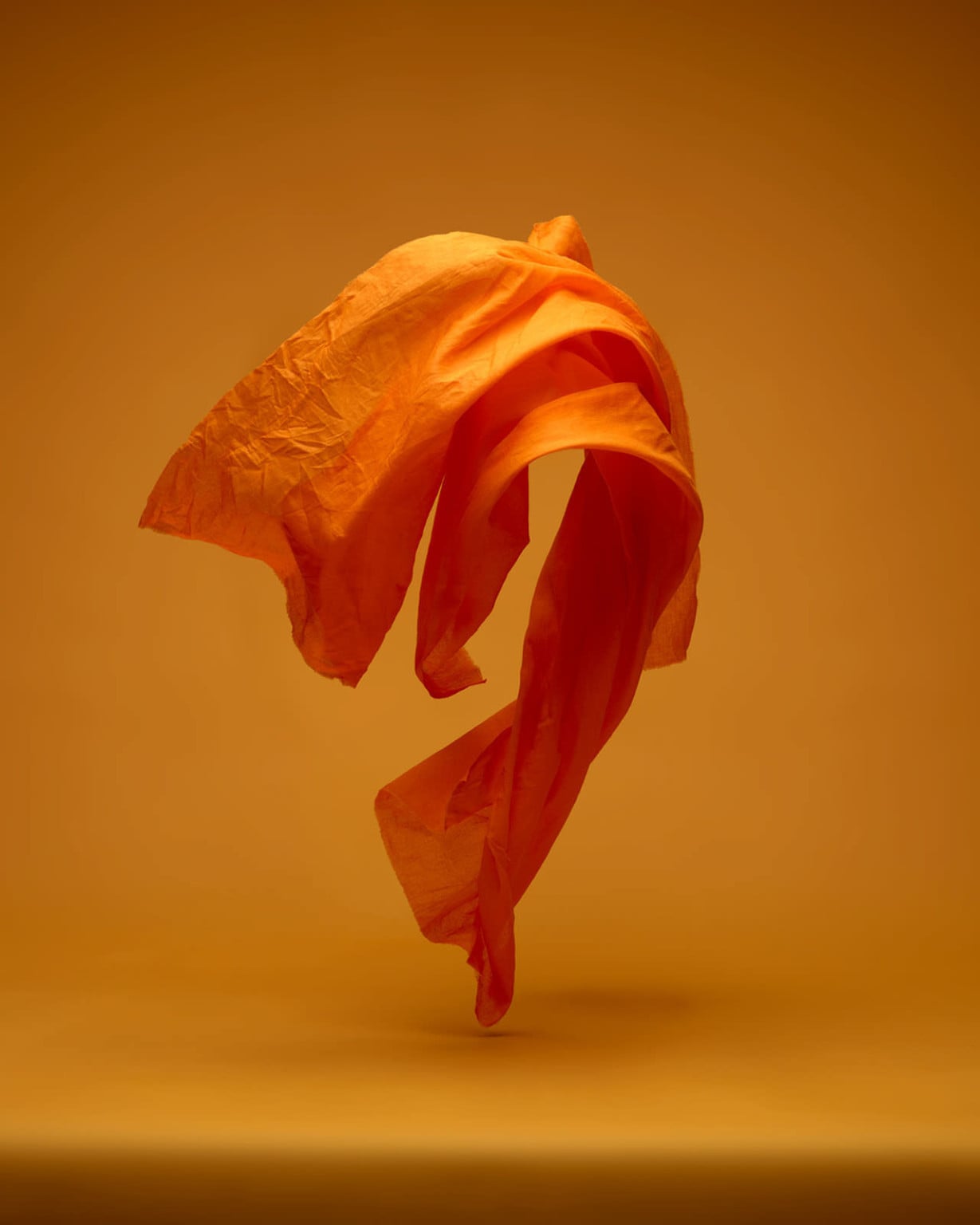 Photographer Shoots 'Dance' Photos of Fabrics in Motion | PetaPixel