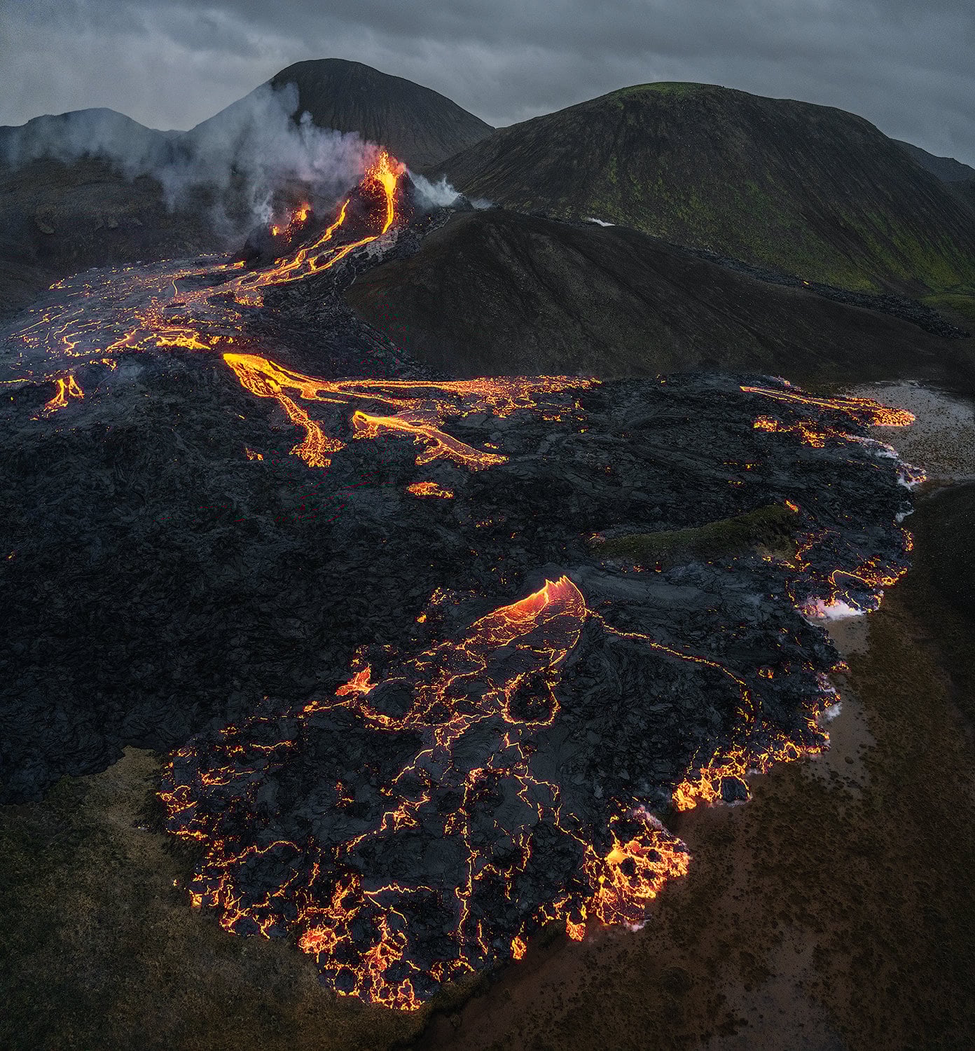 I Captured the Iceland Volcano Eruption from Up Close | PetaPixel