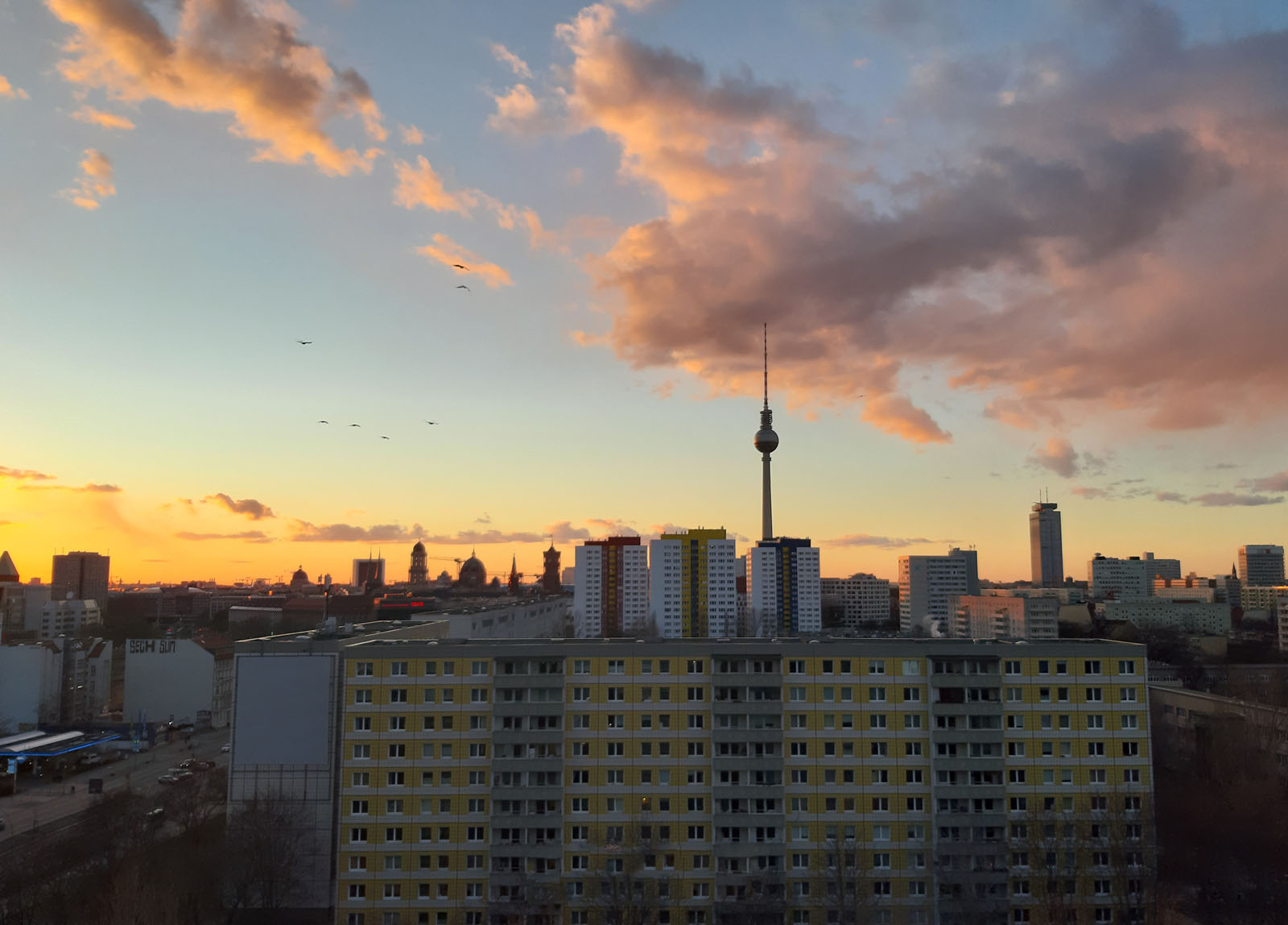 Berlin in Quarantine: A Window View | PetaPixel