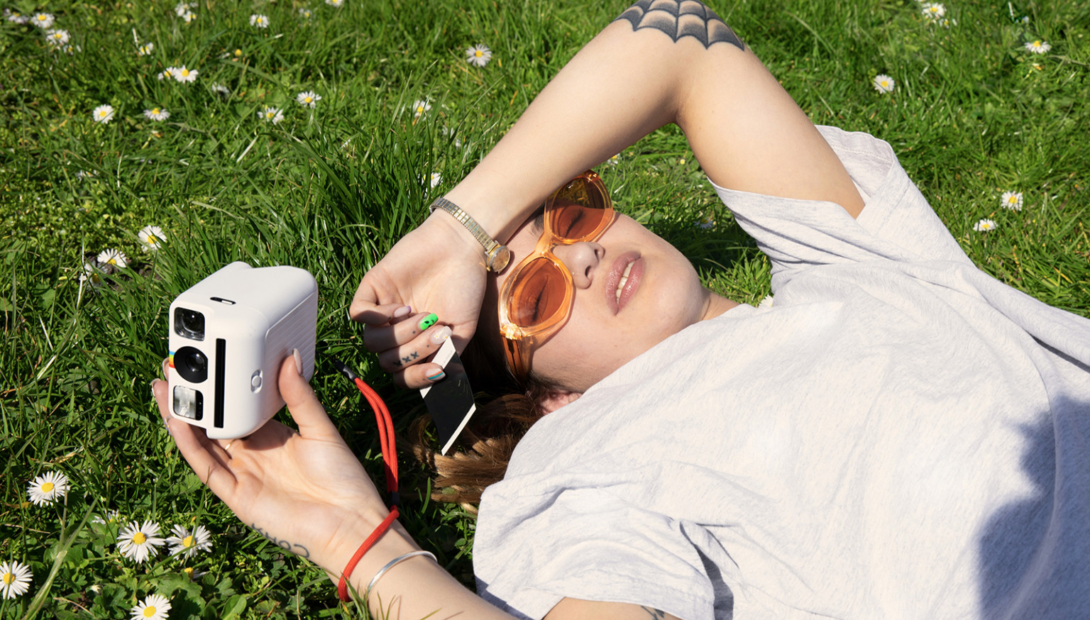 Polaroid Launches Polaroid Go, The Smallest Analog Camera in the World ...