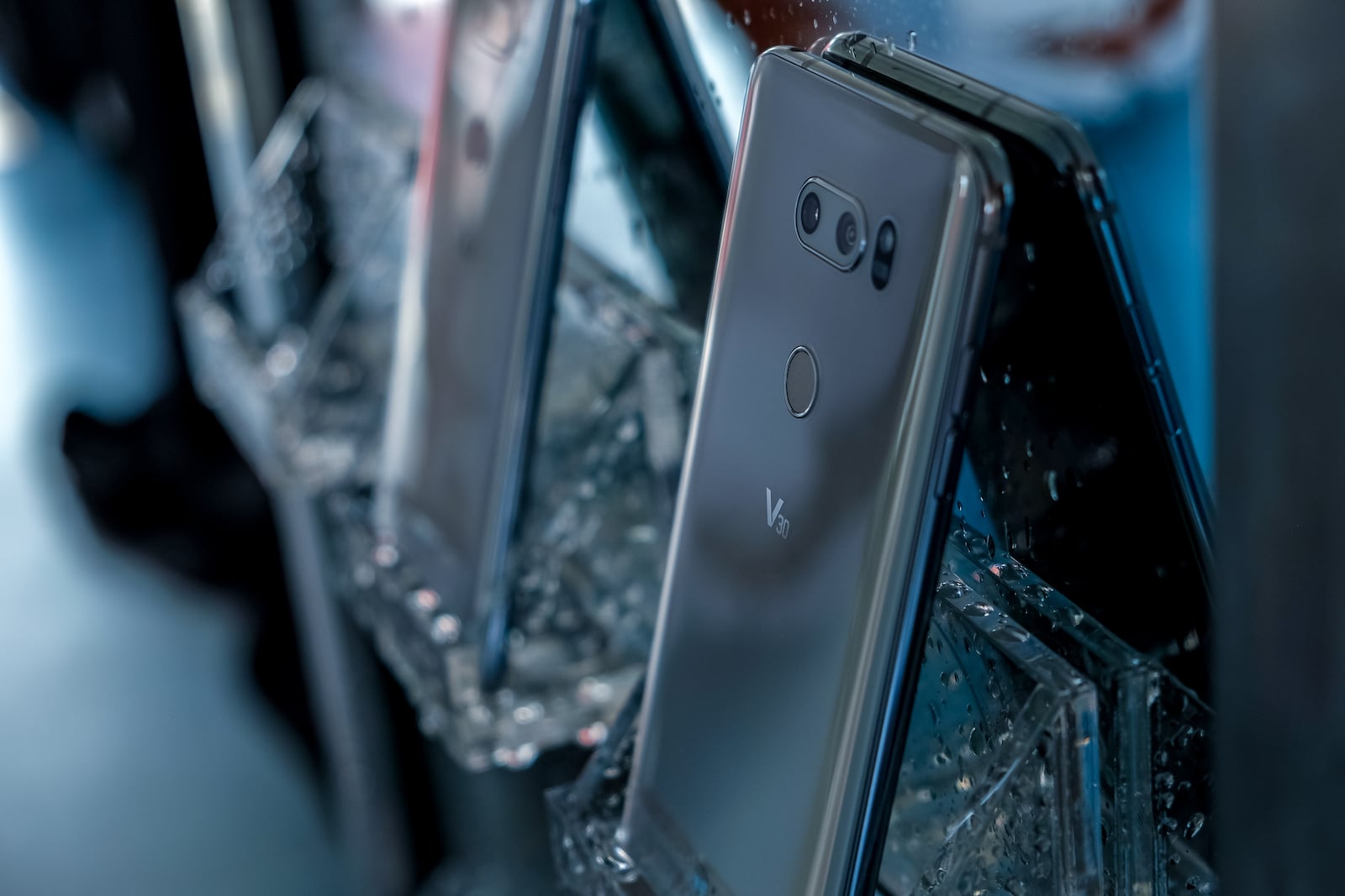 LG Leaves a Trail of Photo Innovations Behind As It Exits Mobile ...