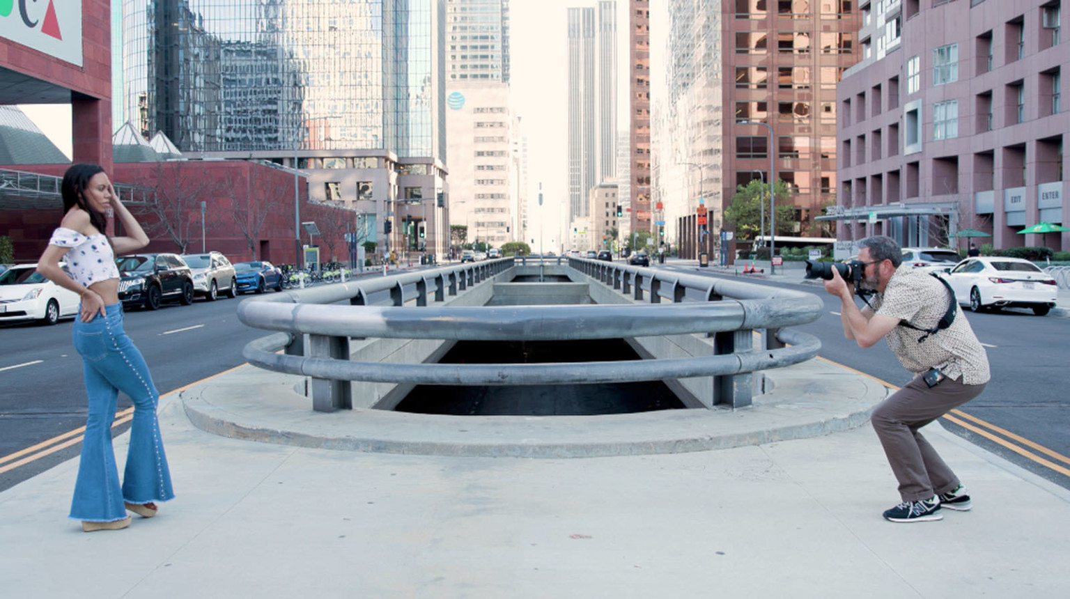 To Shoot Great Portraits, Learn To Control The Background | PetaPixel