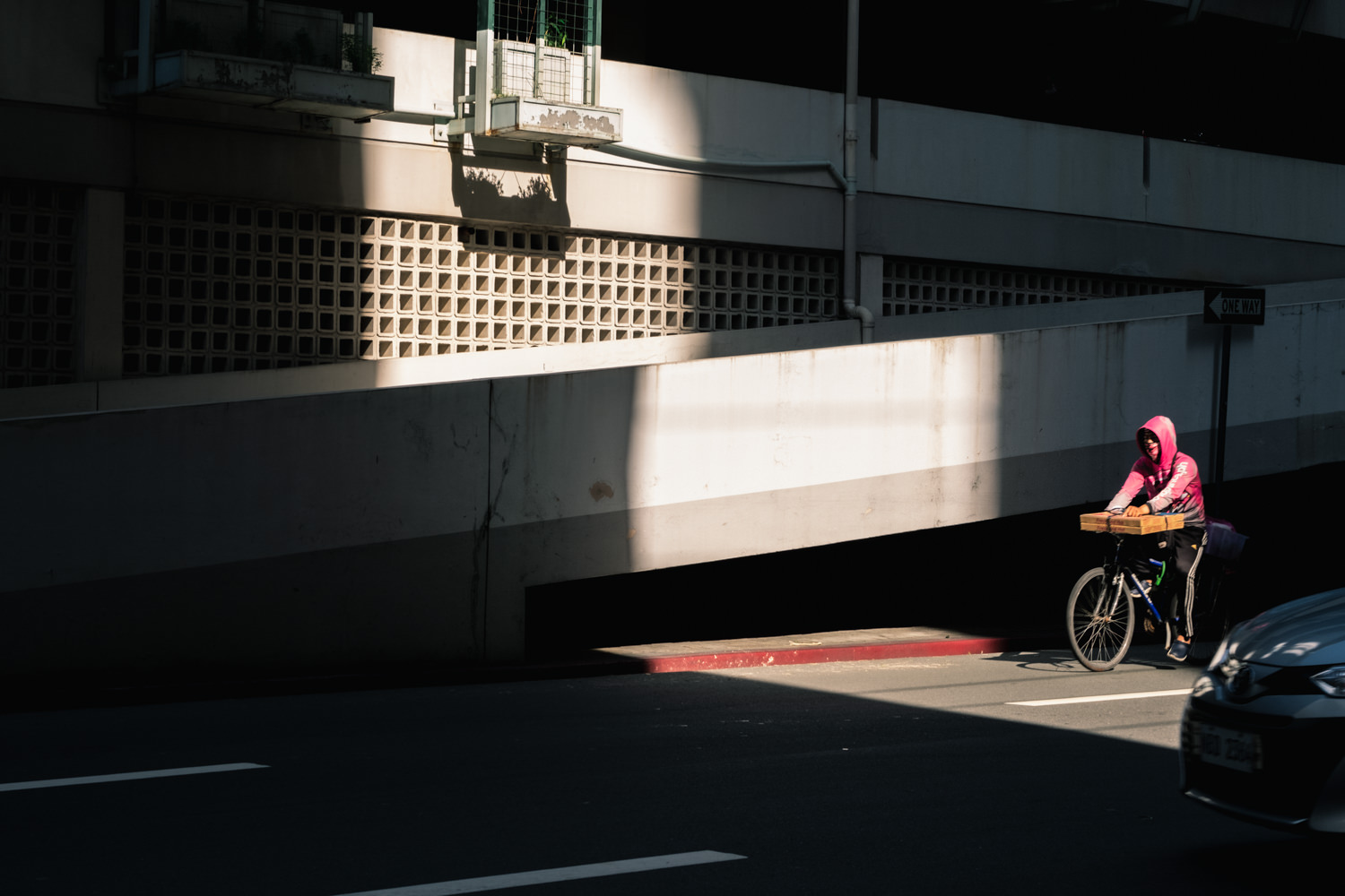 Why I Rarely Shoot Wide Open: How to Separate Subject from Background ...