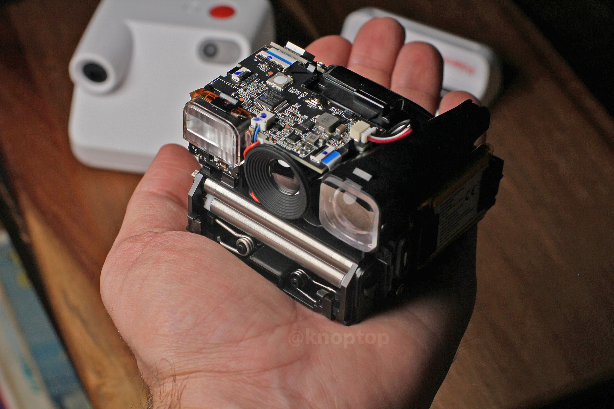 Polaroid Go Instant Camera Teardown: Inside the Tiny Film Camera ...