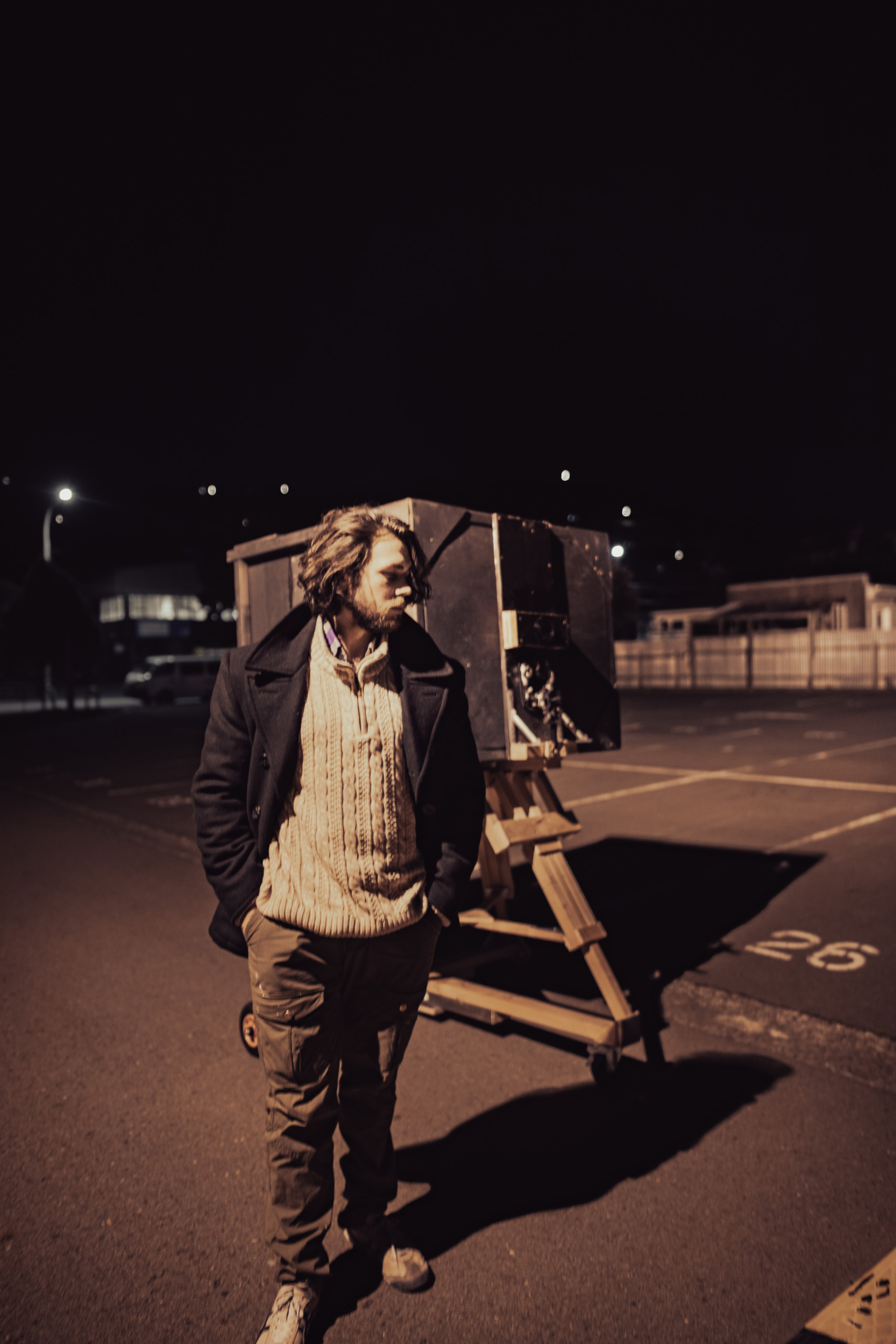 Man Builds Huge 'Ultra Large Format' Camera With a 600mm f/9 Lens ...