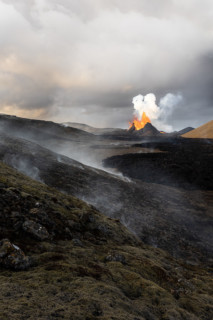 My Journey in Photographing Iceland's Volcano Eruption Over 10 Weeks ...
