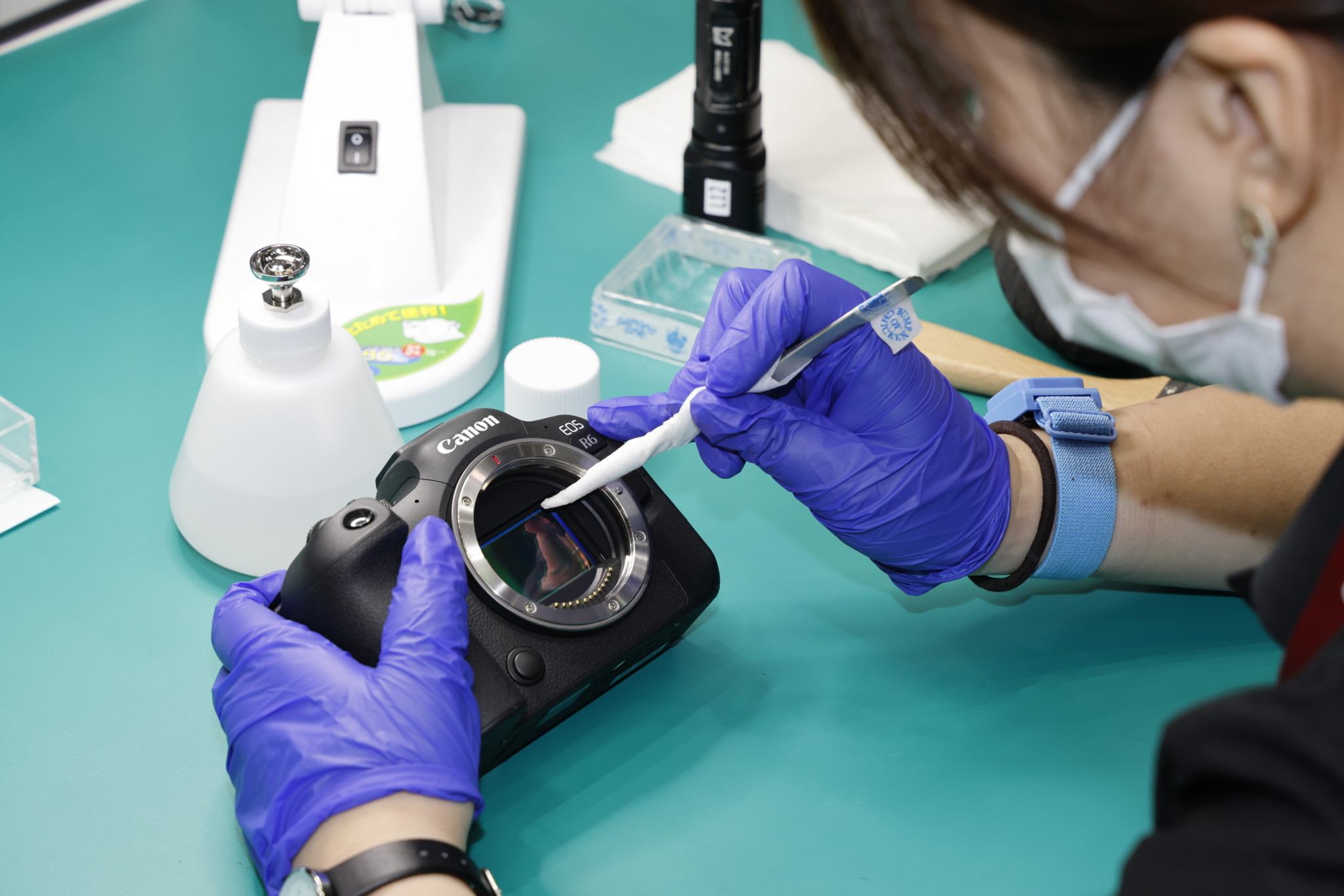 Inside Canon's Impressively Stocked Olympic Pro Camera Service Facility ...