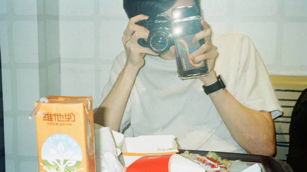 Making a DIY Camera Flash by Reusing a Disposable Camera's | PetaPixel