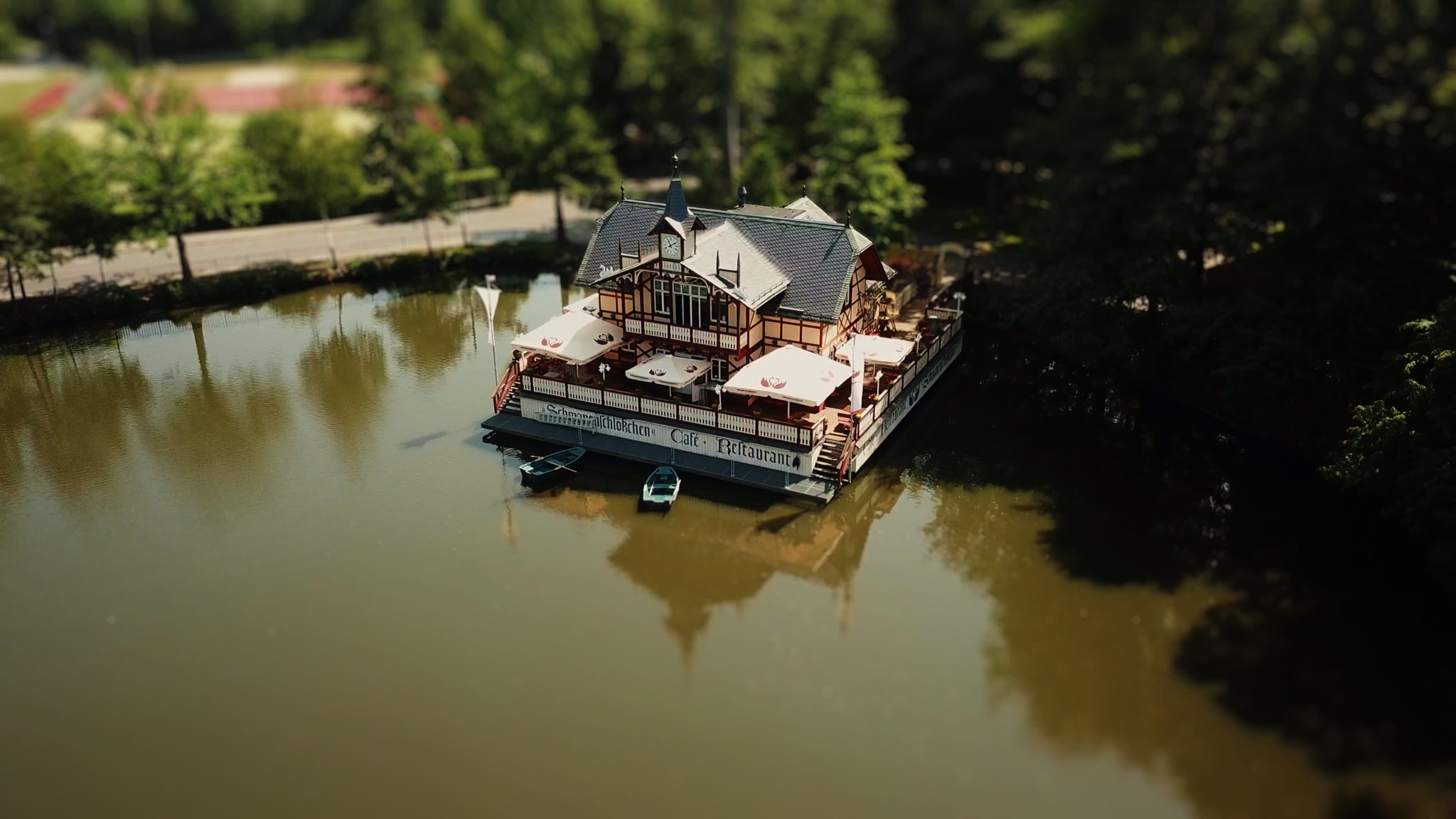 Mesmerizing Tilt-Shift Perspective Shows German Mountains in Miniature ...