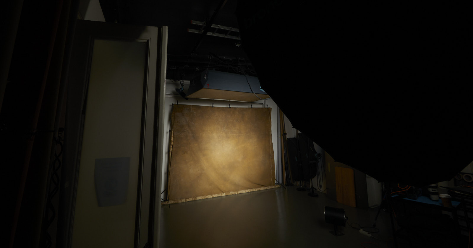 What Are Parabolic Light Modifiers and Are They Worth It? | PetaPixel