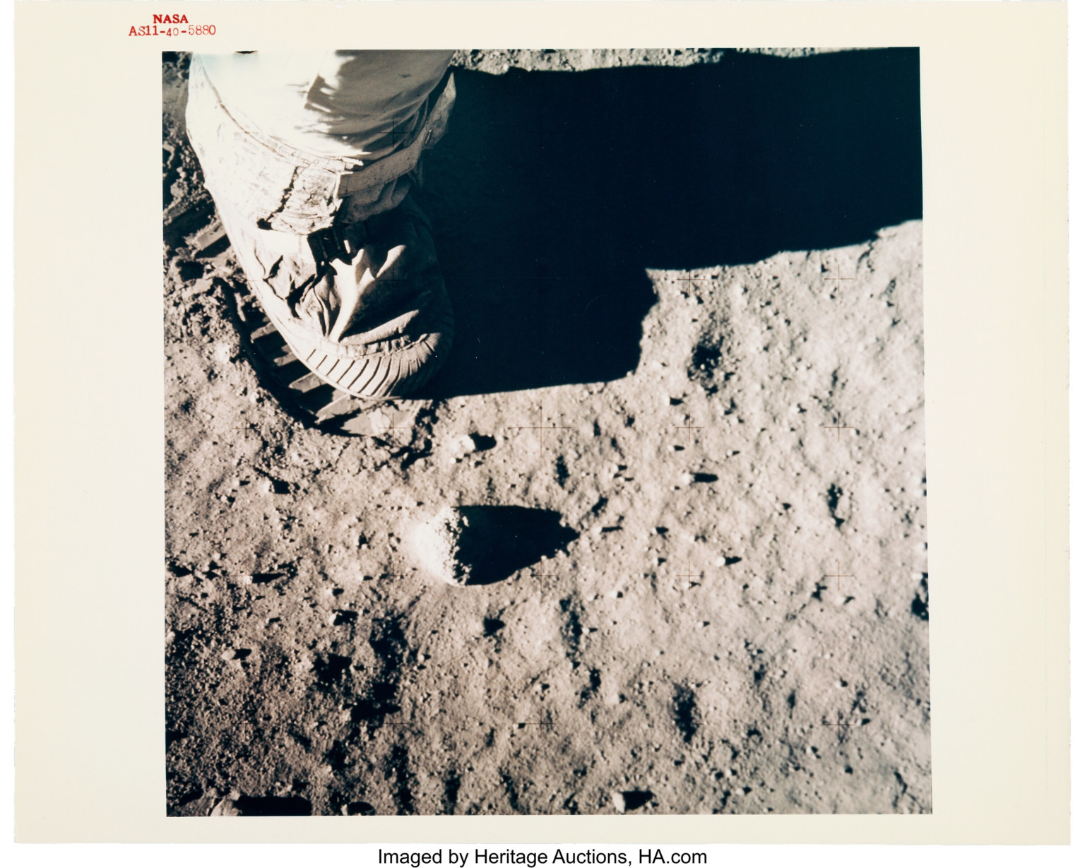 300 Rare Photos From NASA's Apollo Missions To Be Auctioned | PetaPixel