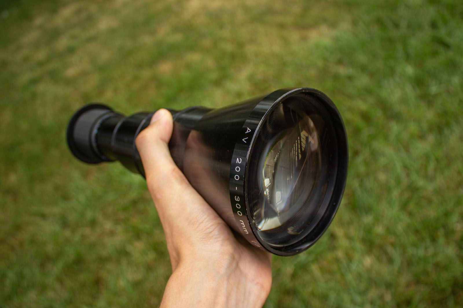 Adapting a Huge Vintage Kodak Slide Projector Lens for Photography ...