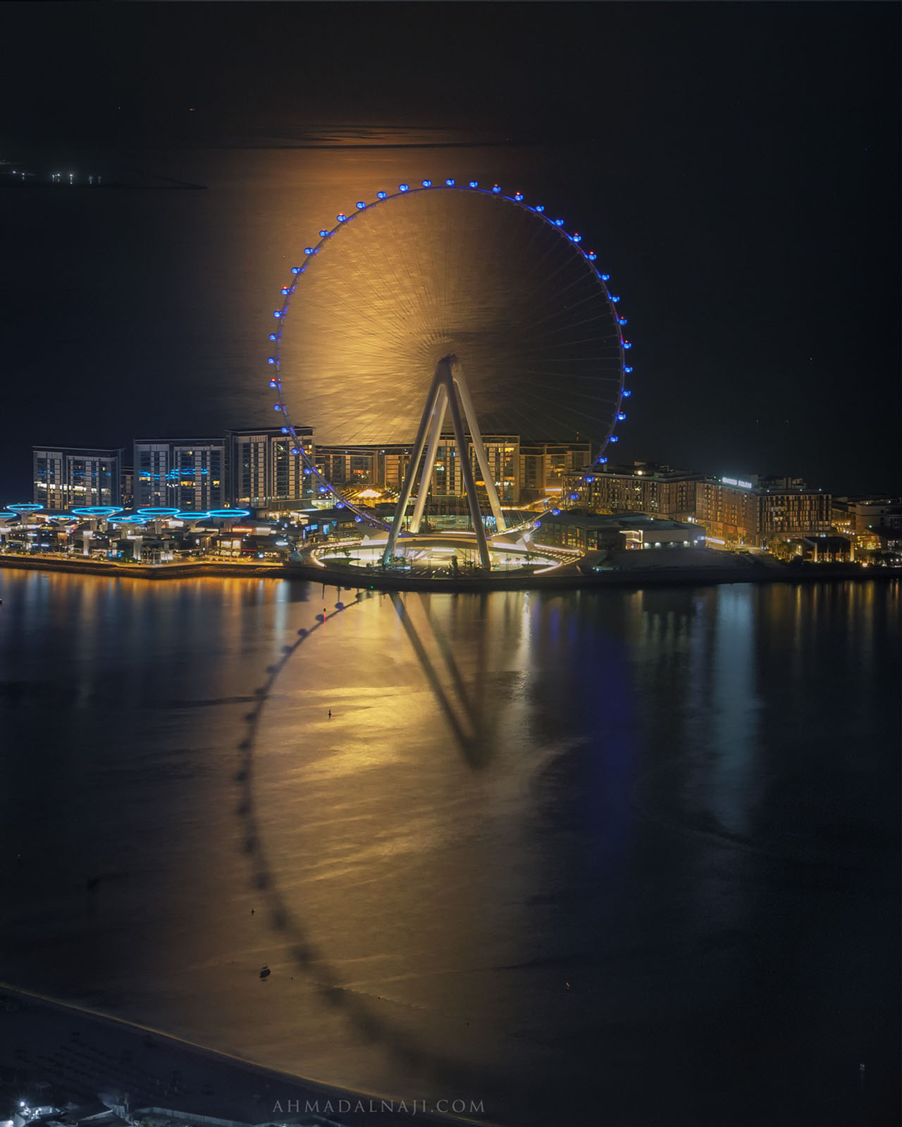 Photographing Ain Dubai, the World's Biggest Ferris Wheel | PetaPixel