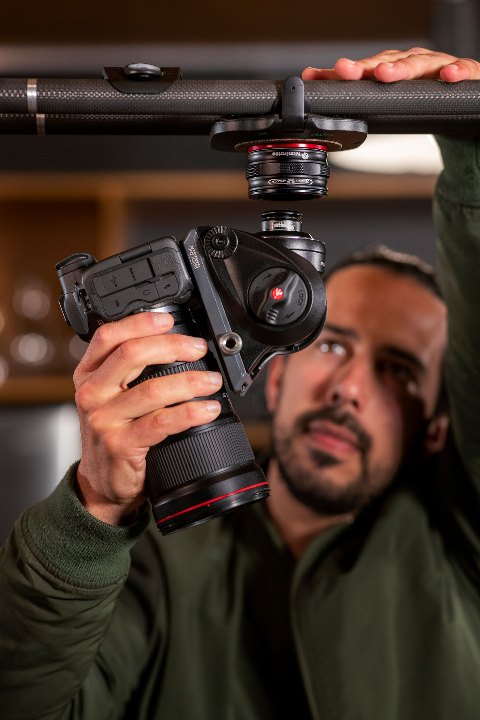 The Manfrotto 'Move' is a Modular Support System for the Hybrid Shooter ...