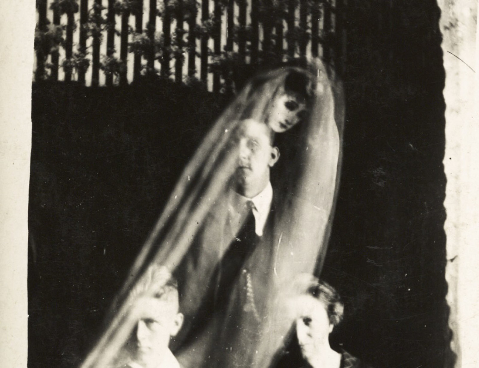 Spirit Photography Captured Love, Loss, and Longing | PetaPixel