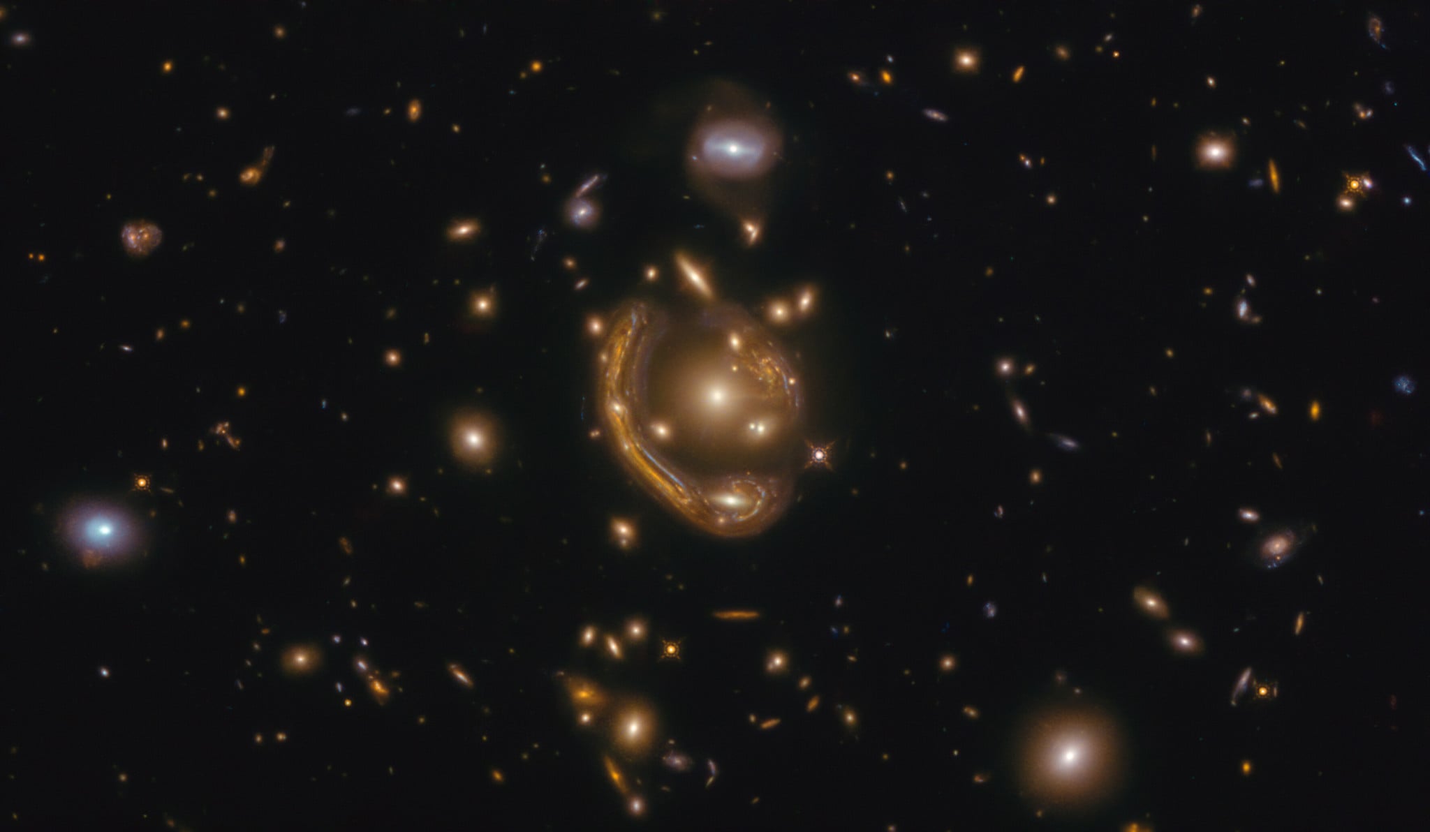 Scientists Use Hubble's Photo of a 'Molten Ring' Galaxy for New ...