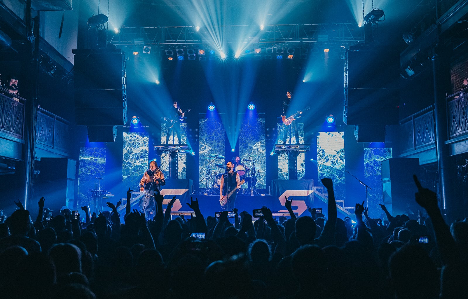 A Basic Guide To Success in Concert Photography | PetaPixel