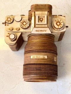 This Talented Artist Custom Makes Incredibly Detailed Wooden Cameras ...