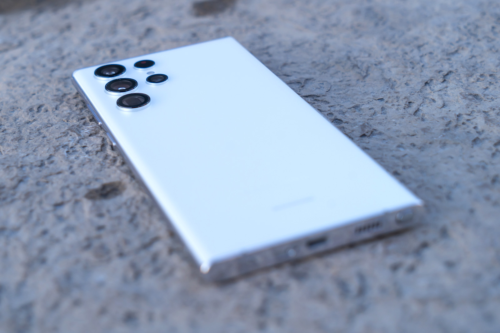 Samsung Galaxy S22 Ultra Camera Review: Incrementally Better | PetaPixel