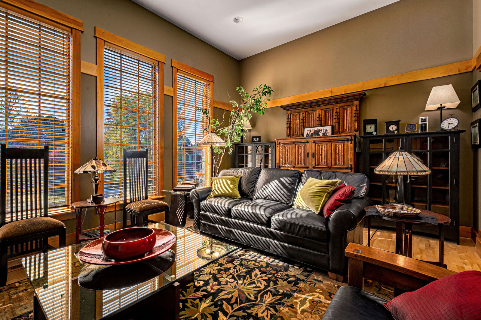 Real Estate Photography: A Complete Guide | PetaPixel