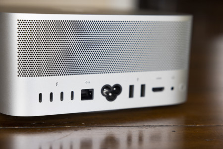 Apple Mac Studio with M1 Ultra Review: Insane Power for the Price ...