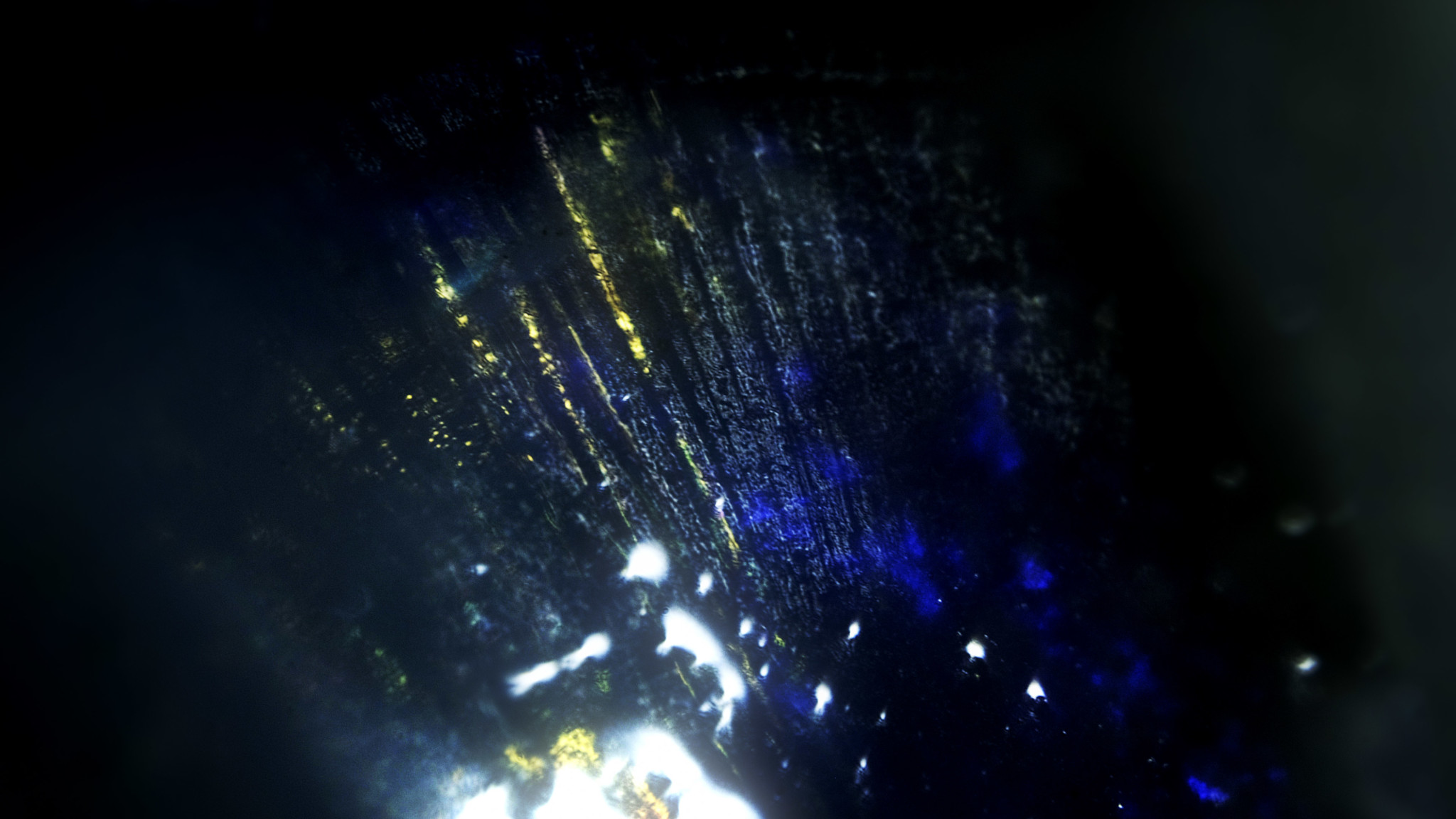 A Dazzling Macro Project Featuring the Dancing Light Reflected in Opals ...