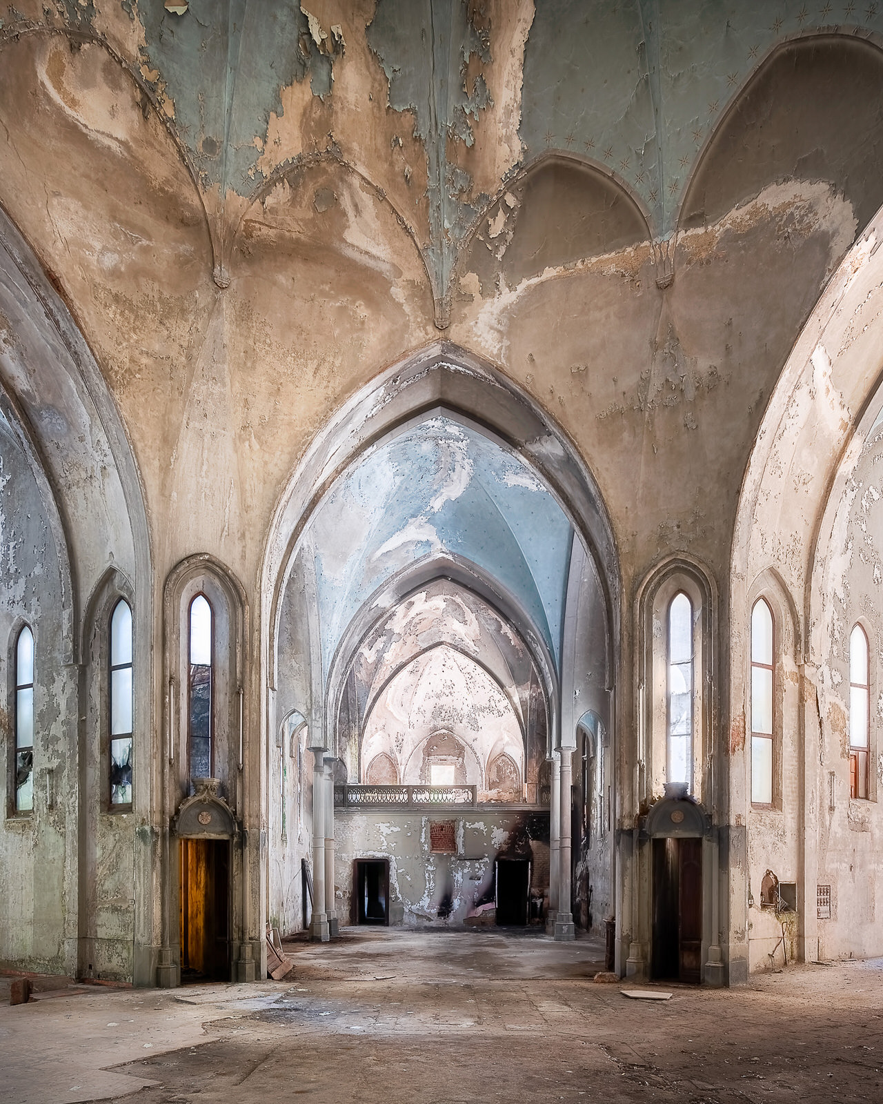 Photographer Captures the Decline of the Church in Italy | PetaPixel