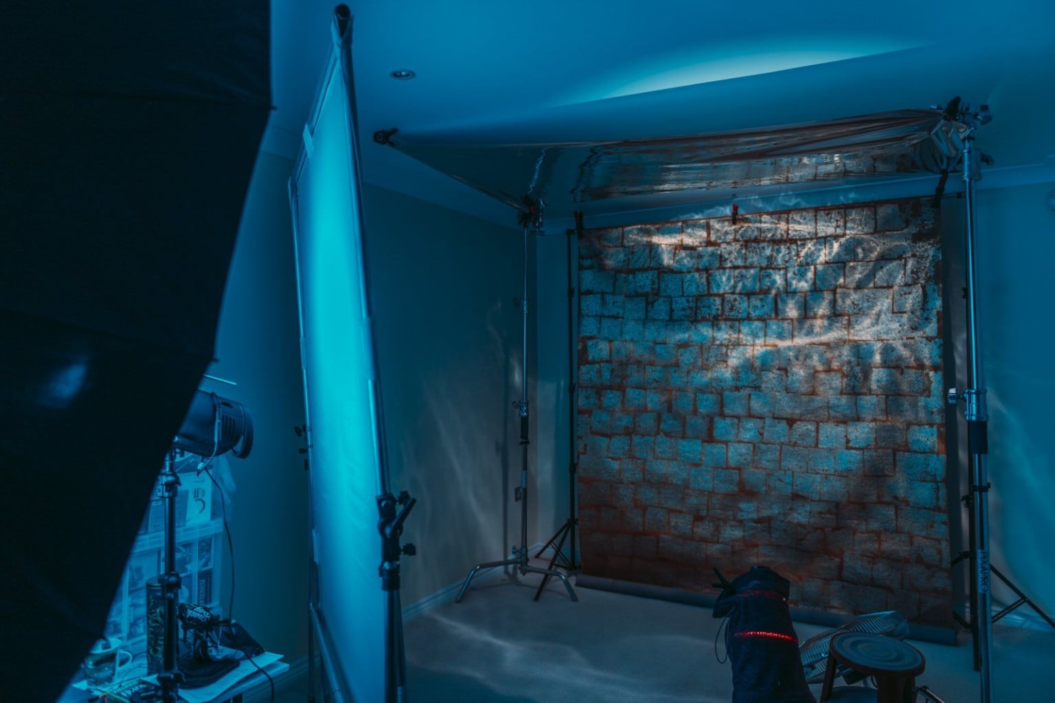 How to Fake Caustic Light (Like What's on the Bottom of Swimming Pools ...