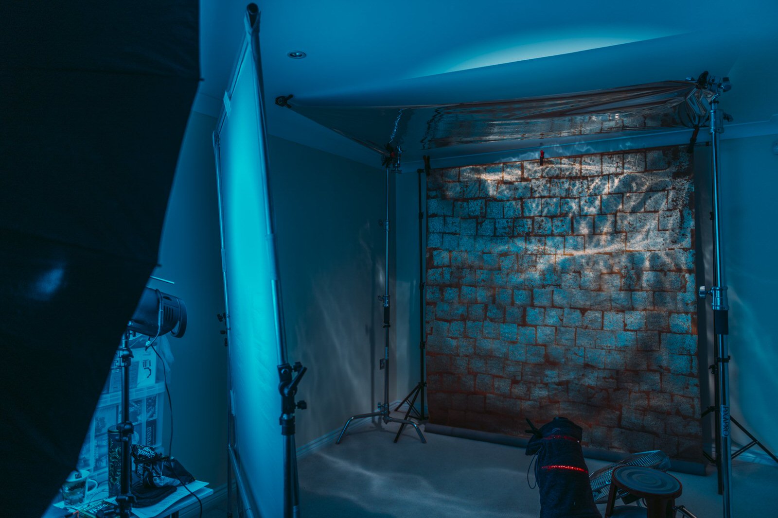 How to Fake Caustic Light (Like What's on the Bottom of Swimming Pools ...