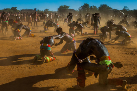 Migrant Self-Portrait Project Wins 2022 Sony World Photography Awards ...