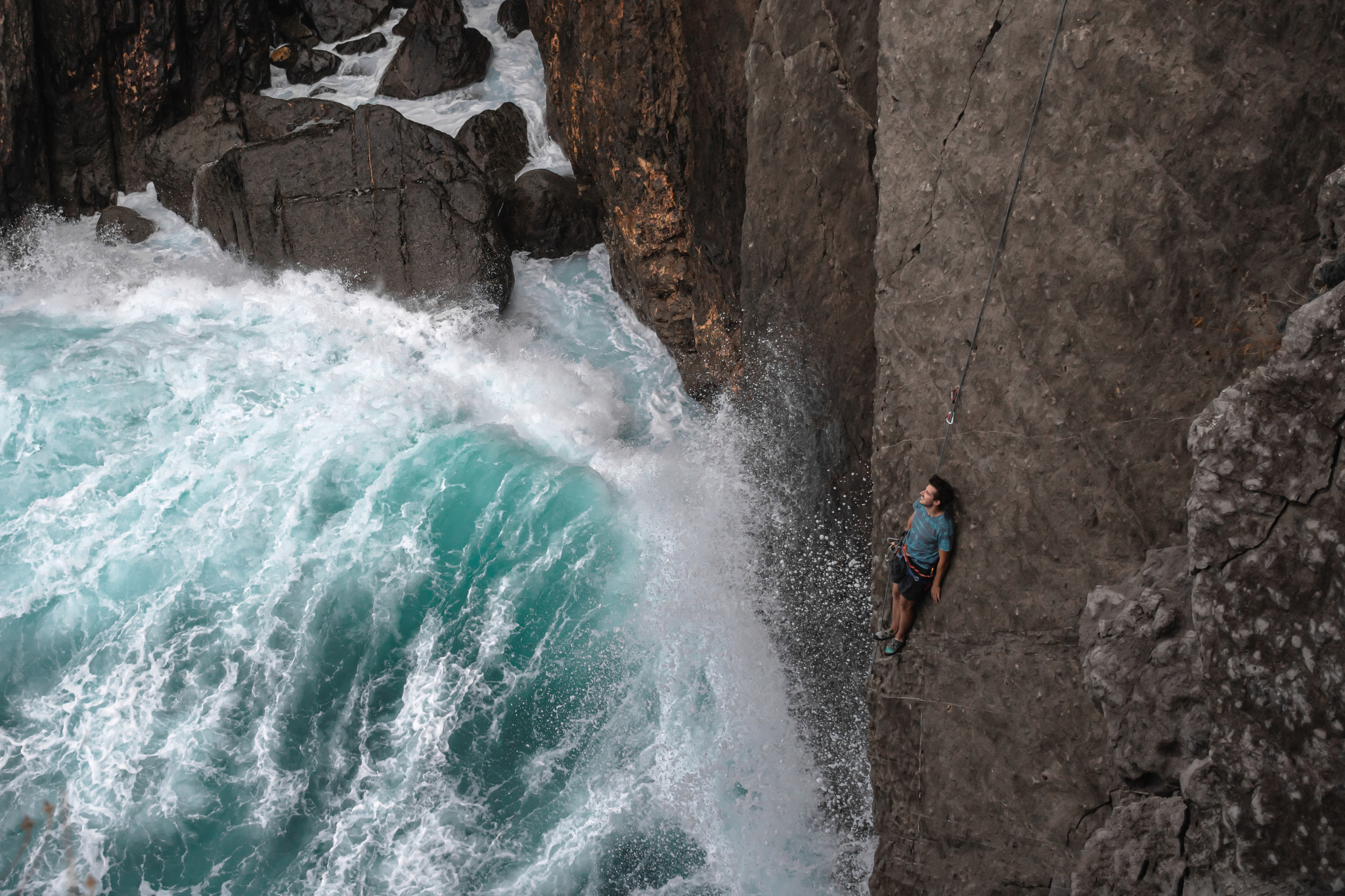 The Best Mountain Adventure Themed Photos from Around the World | PetaPixel
