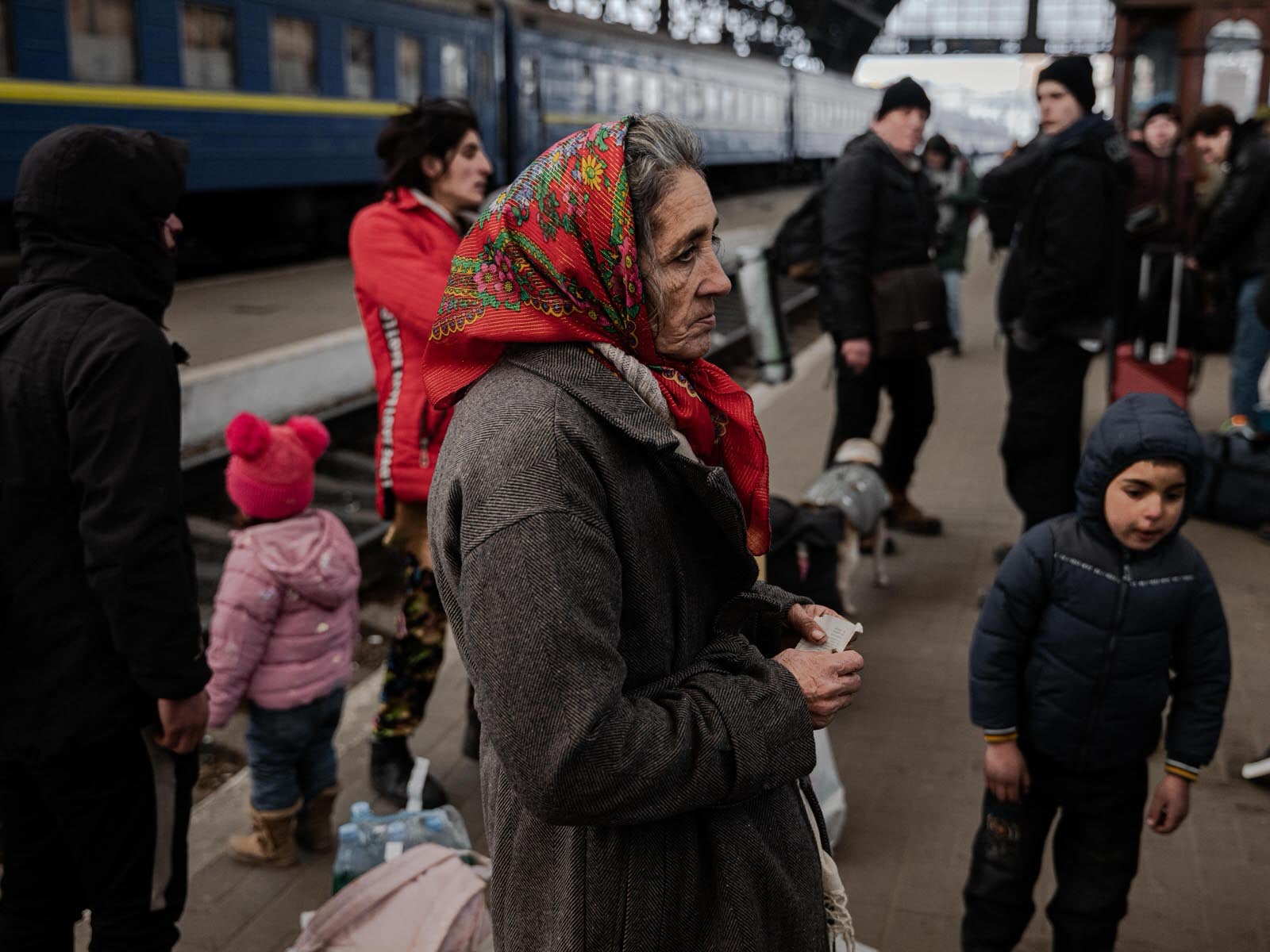 Photographer Captures the Strength of Ukrainians in the Face of ...