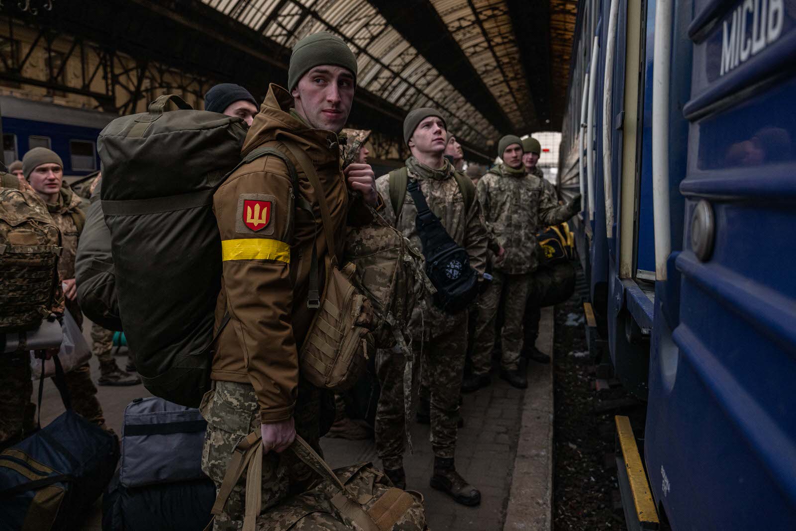 Photographer Captures the Strength of Ukrainians in the Face of ...