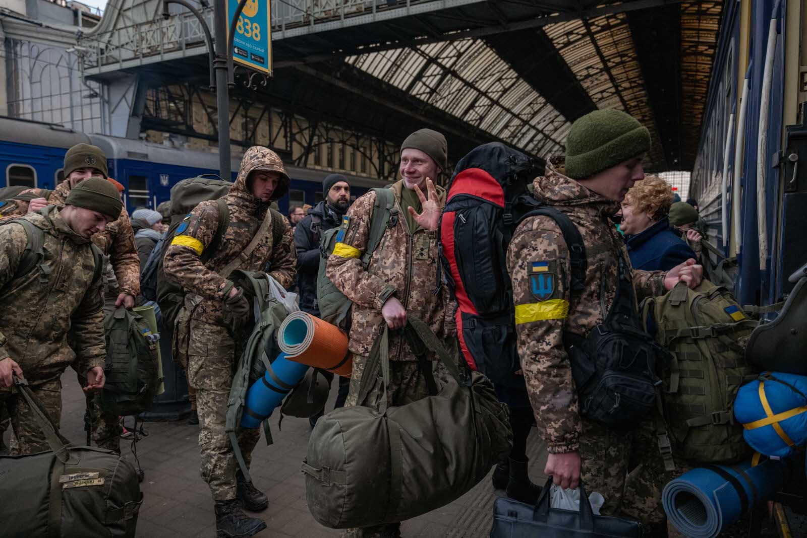 Photographer Captures the Strength of Ukrainians in the Face of ...