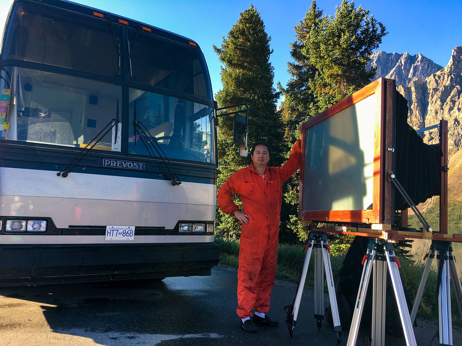 Photographer Builds Giant Camera and Darkroom Bus | PetaPixel