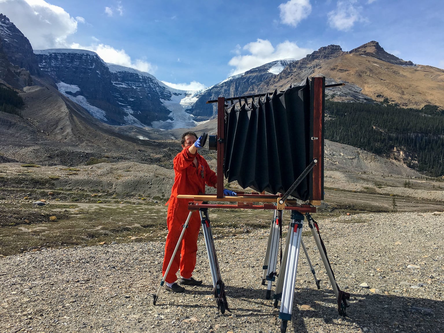Photographer Builds Giant Camera and Darkroom Bus | PetaPixel