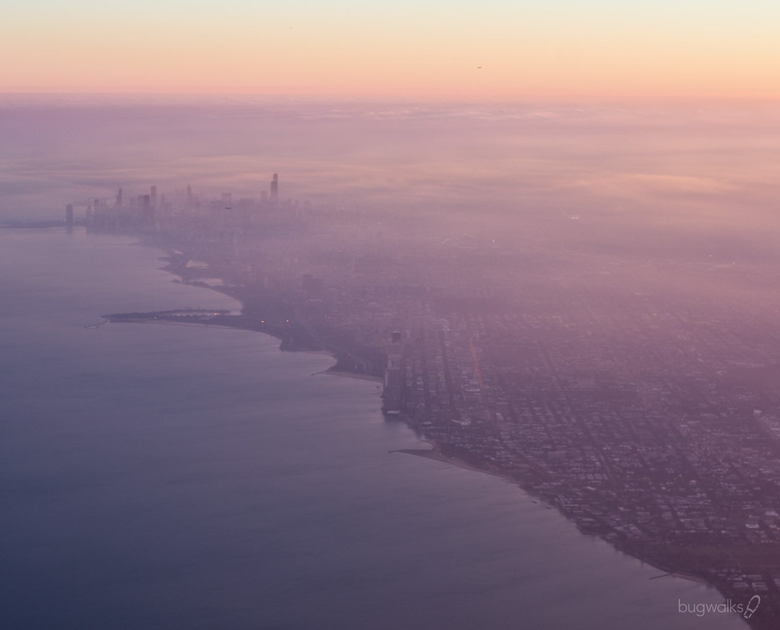 How to Take Photos Out an Airplane Window | PetaPixel