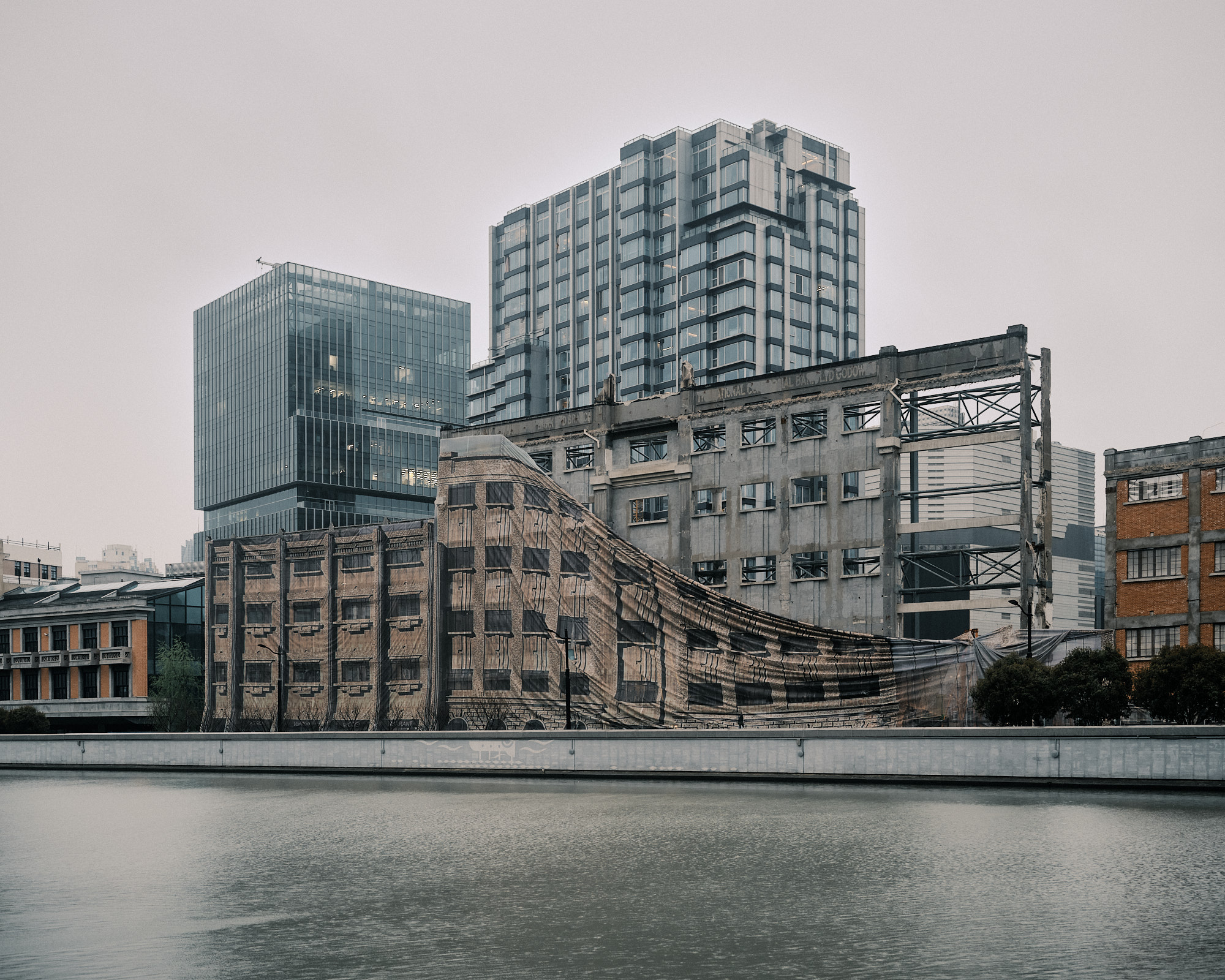 Eerie Pictures of Shanghai’s Final Days Before its Brutal April ...