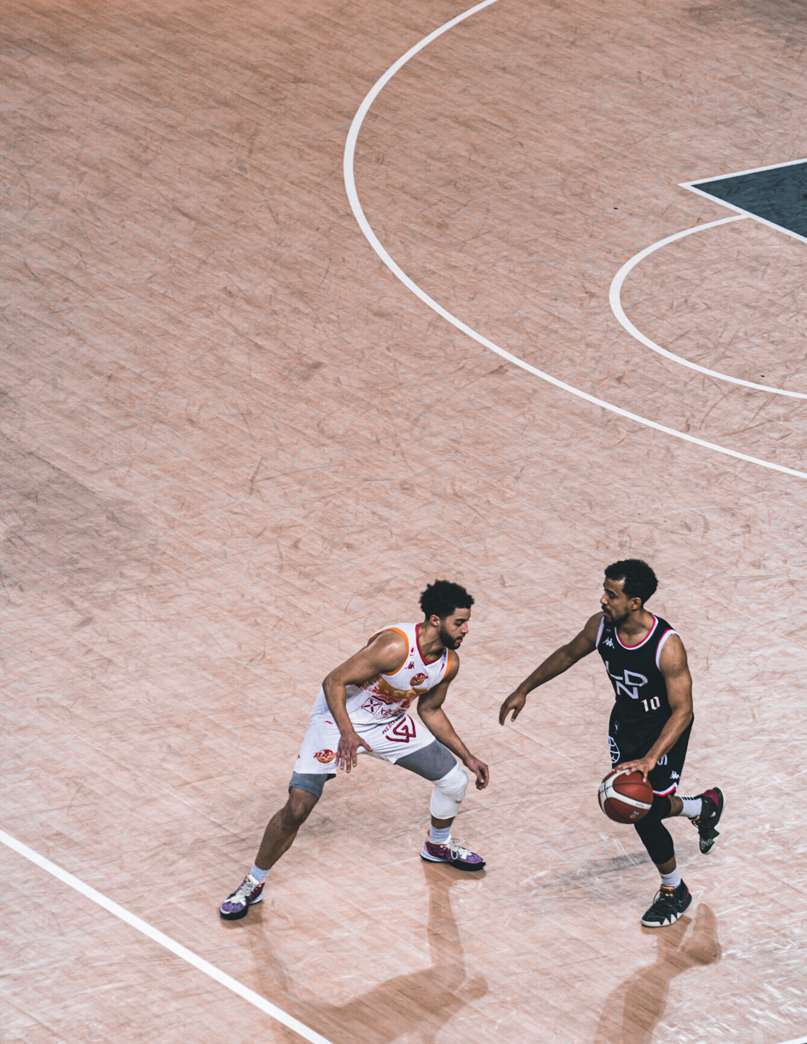 Photographer Shares His Techniques to Get Unique Sports Images | PetaPixel