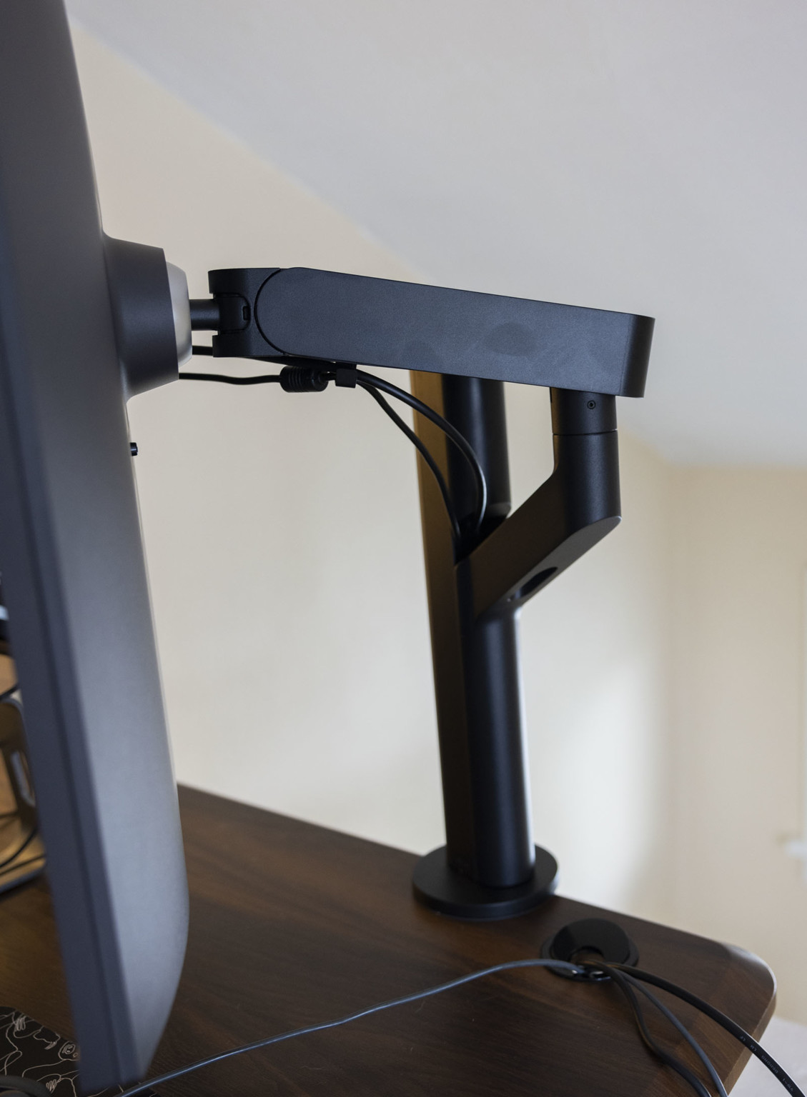 LG DualUp Monitor Review: It's Really, Really Big | PetaPixel