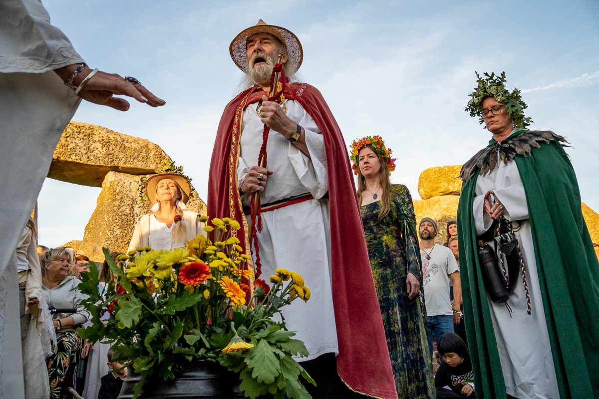 Documenting the Unique Stonehenge Summer Solstice Pagan Celebration ...