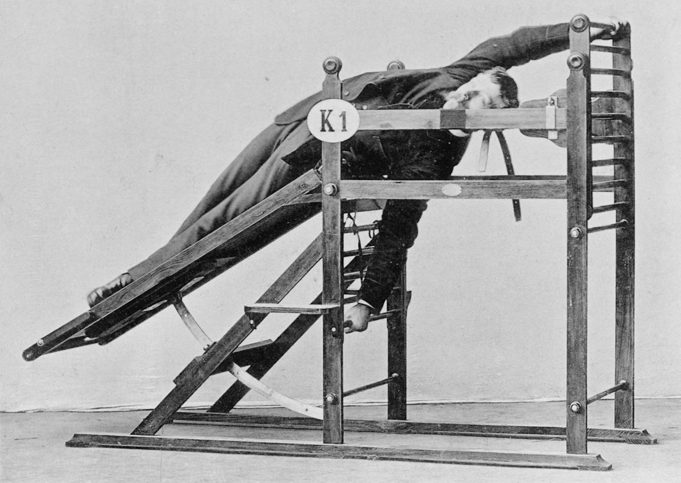 Victorian Photos Show the Bizarre Workouts That Led to Modern Gyms ...