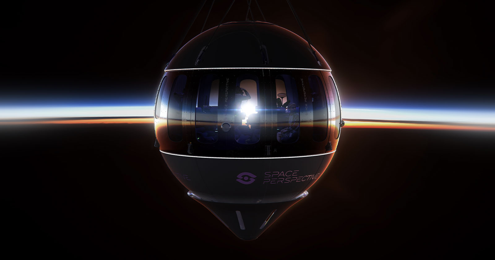 A Closer Look at the Capsule Making Space Photo Tourism a Reality ...