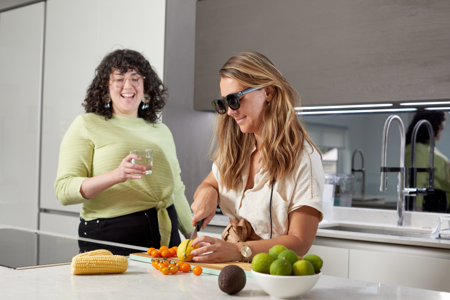 Smart Glasses Allow Deaf People To See Real Time Conversation Captions