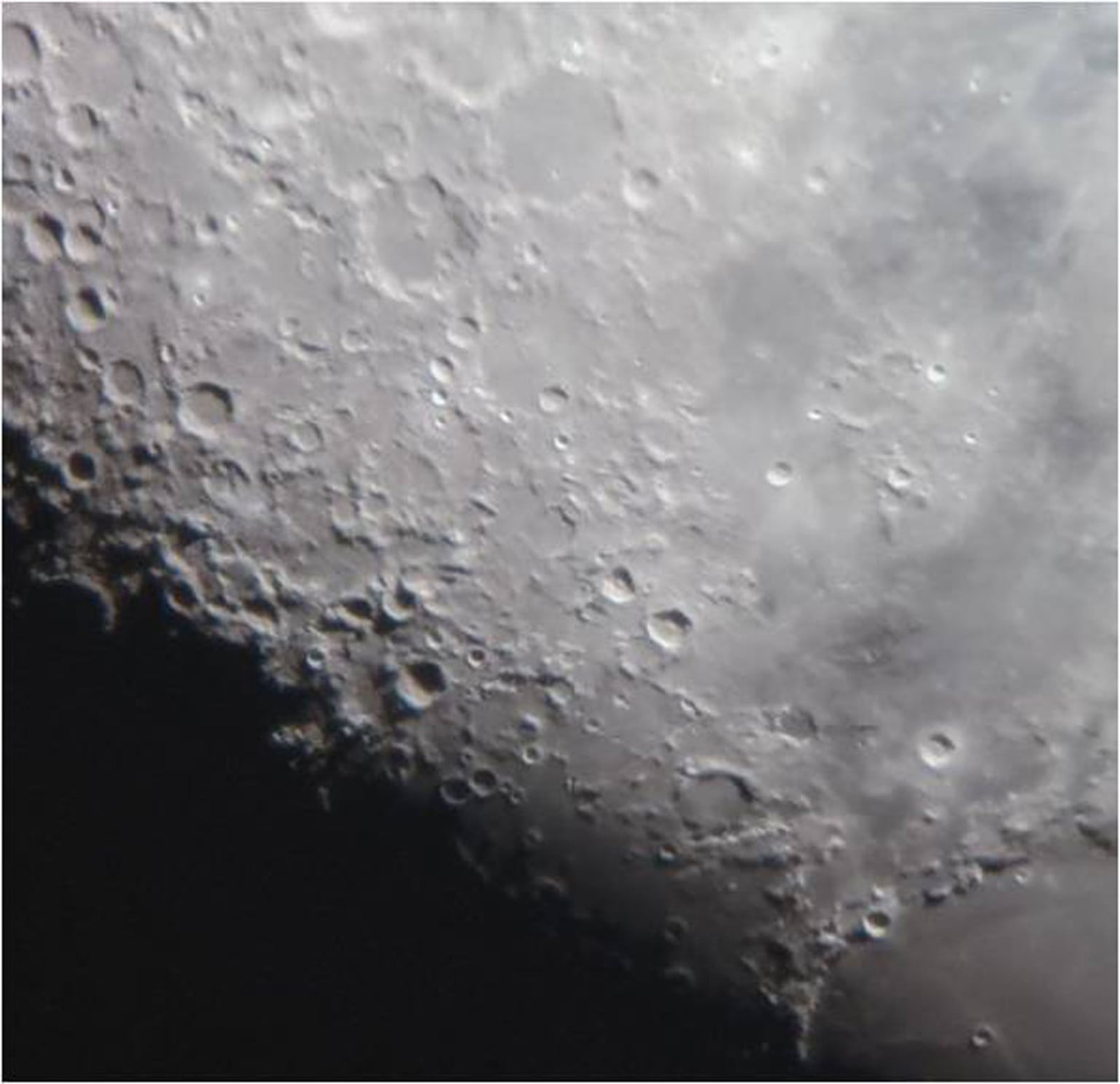 Photographer Creates DIY Telescope to Snap Incredible Photos of the ...