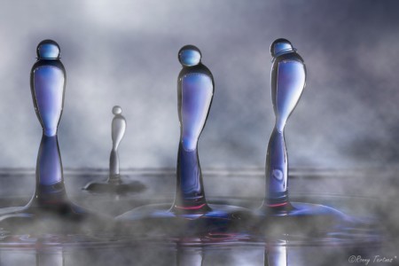 Ultra High-Speed Photography Creates Human-Like Sculptures from Water ...